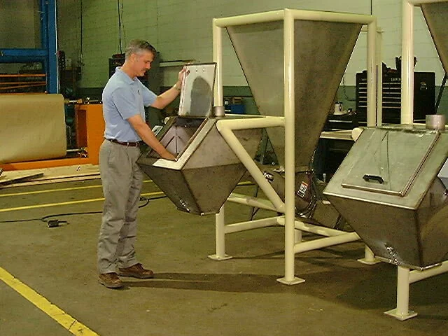 Powder Weighing and Feeding — MIDLANDS TECHNOLOGIES