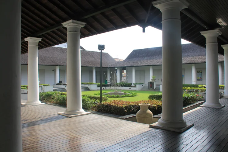 Tracing the White Rajahs: Exploring Sarawak’s Colonial Legacy and the ...