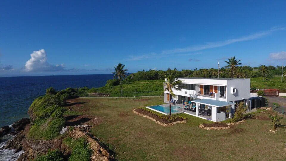 Côté Ci Côté La — Hove Estate