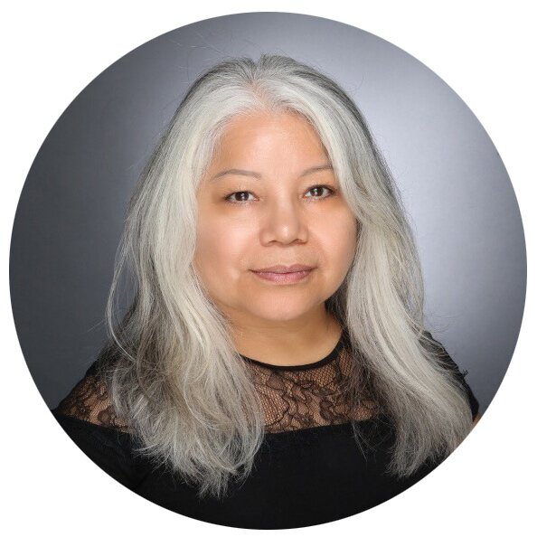 About the Custom Wedding Dress Maker — Sandra Elizabeth Diaz