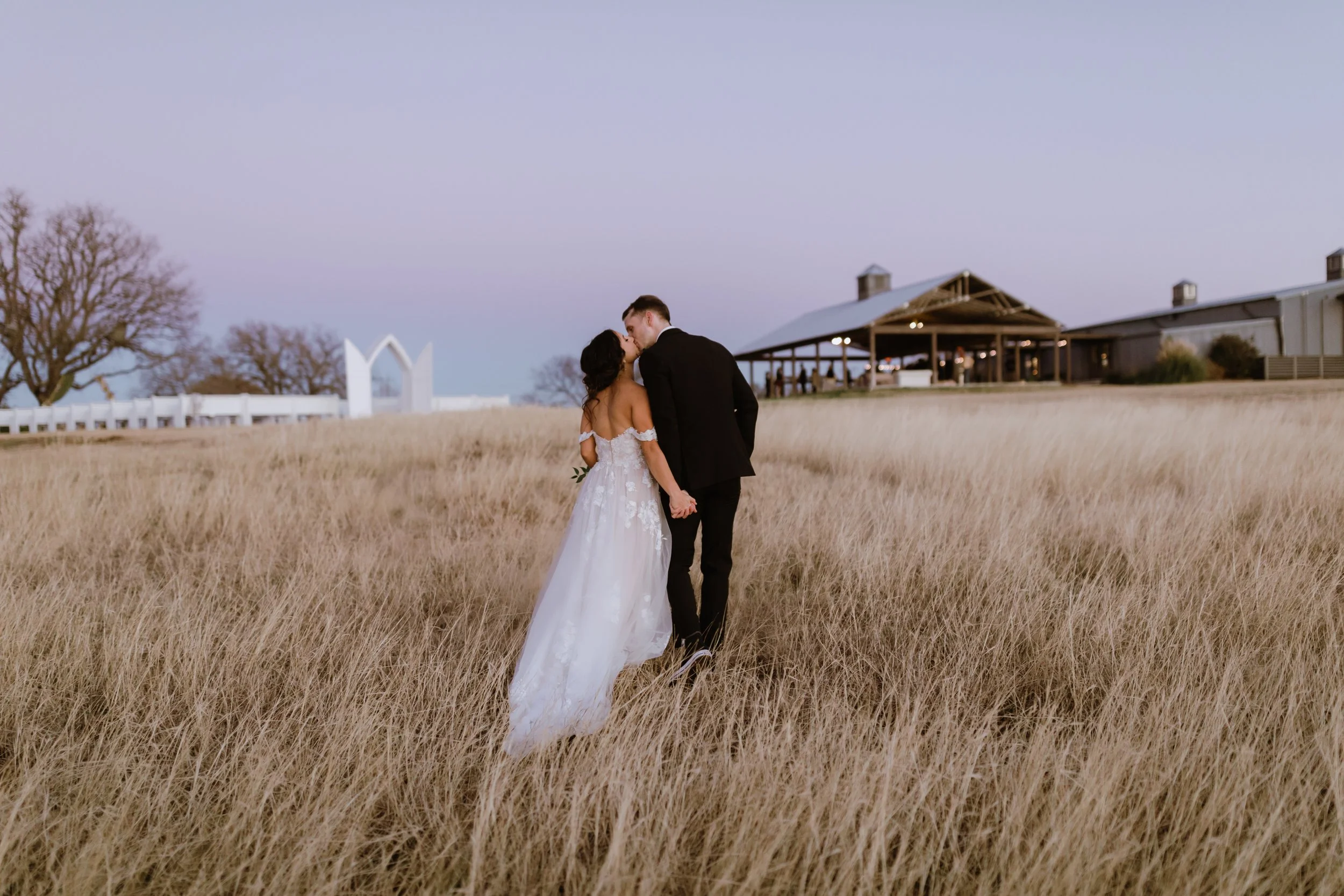 Flying V Ranch Event Venue | A DFW Wedding Venue
