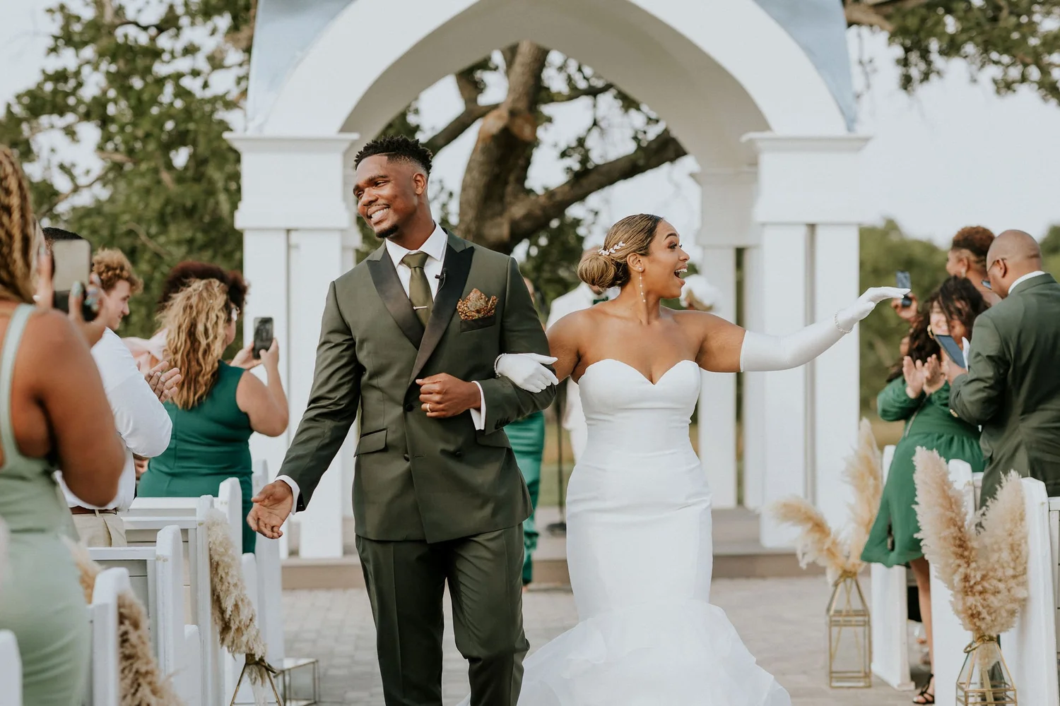 Flying V Ranch Event Venue | A DFW Wedding Venue