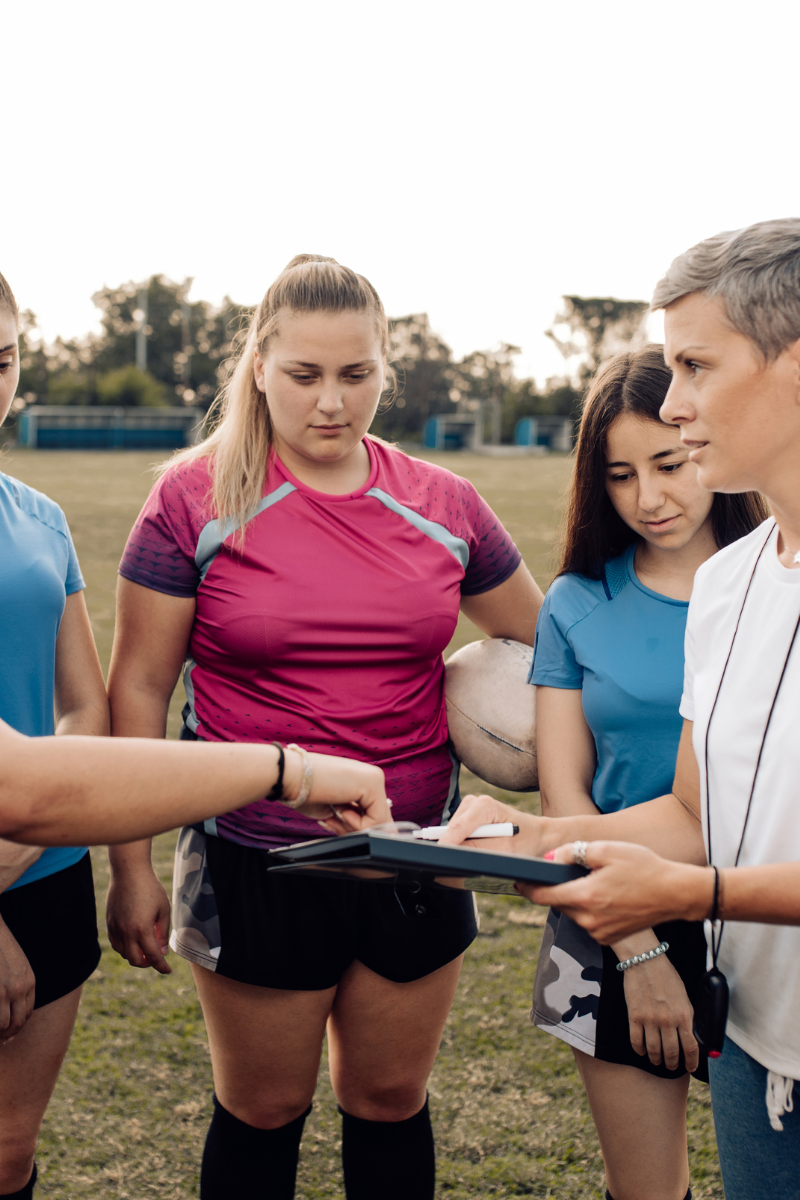 Female football coaches — WE ARE GIRLS IN SPORT