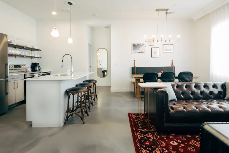 Colton House Hotel: Luxury Boutique Hotel in Austin