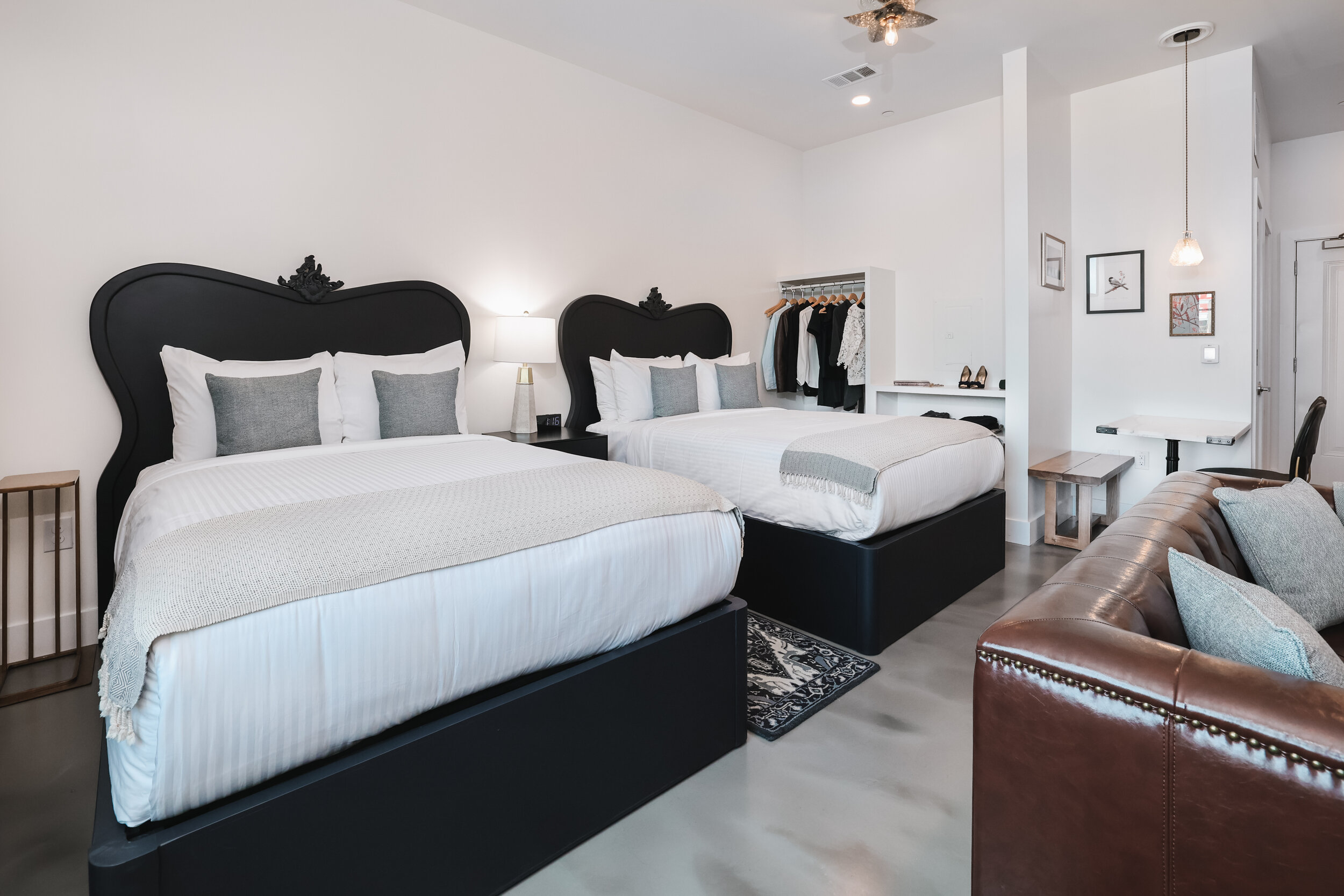 Discover Stylish Studio Suites in Austin TX | Colton House