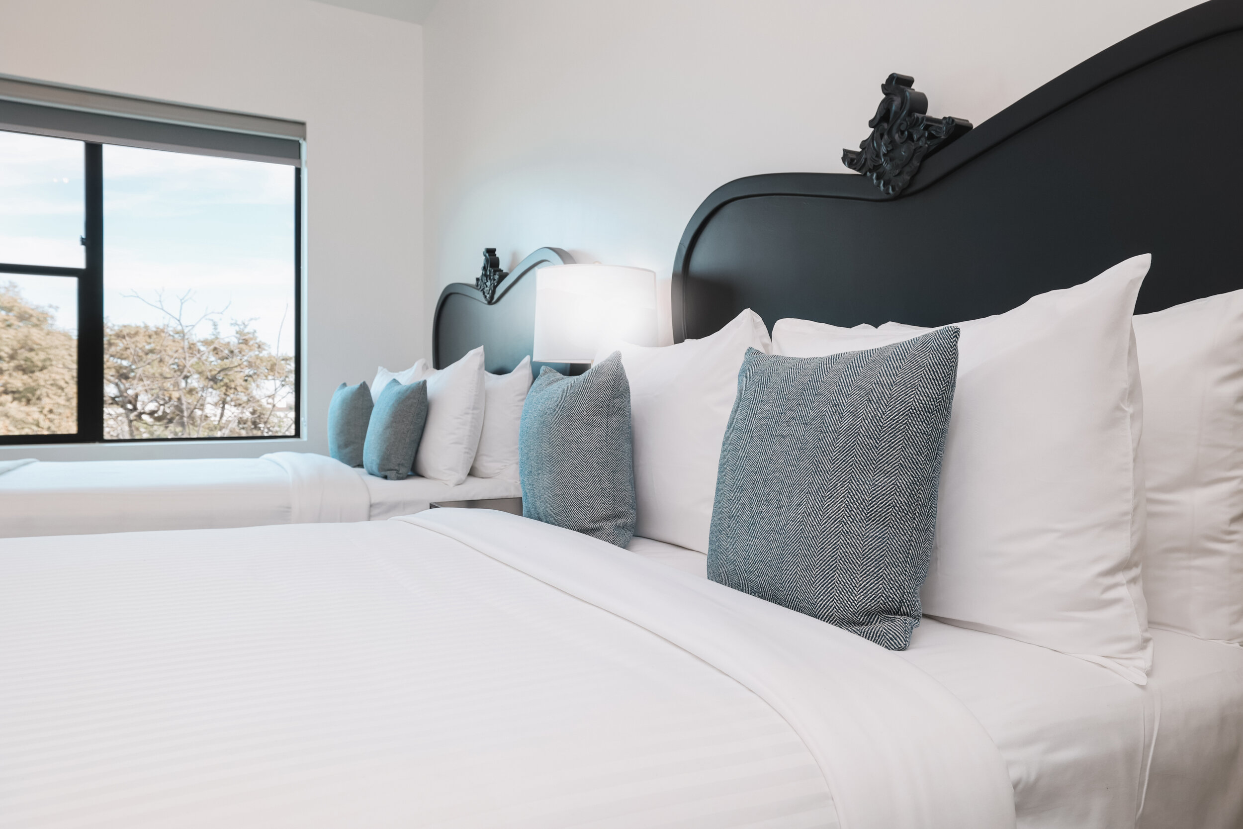 Amenities — Colton House Hotel