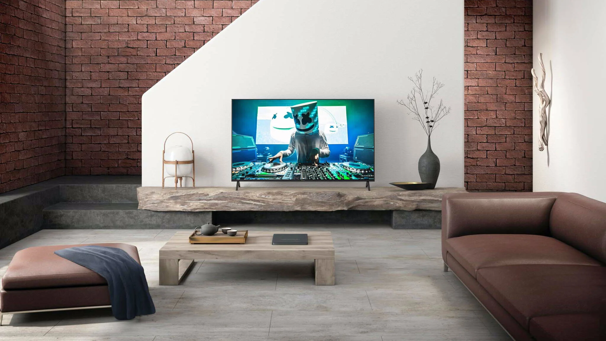 Showcase your photos on any TV, in any scenario.