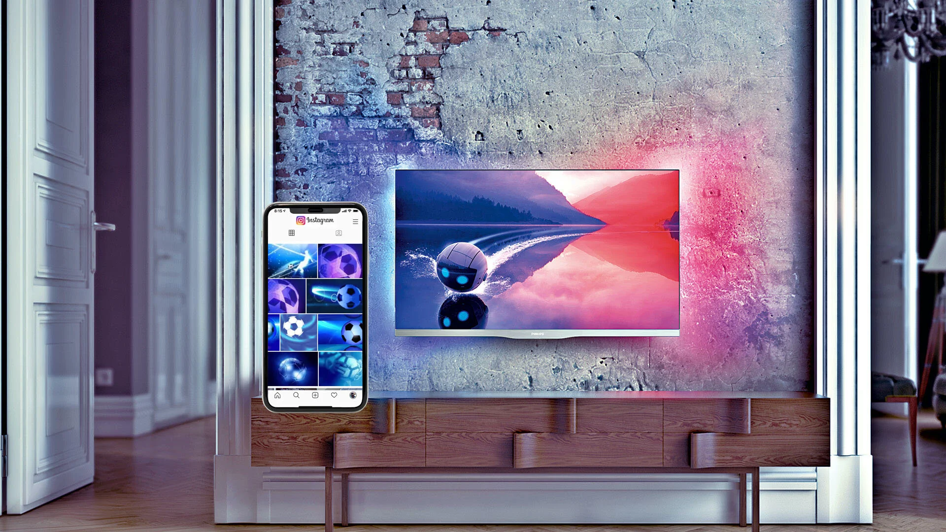 Showcase your photos on any TV, in any scenario.