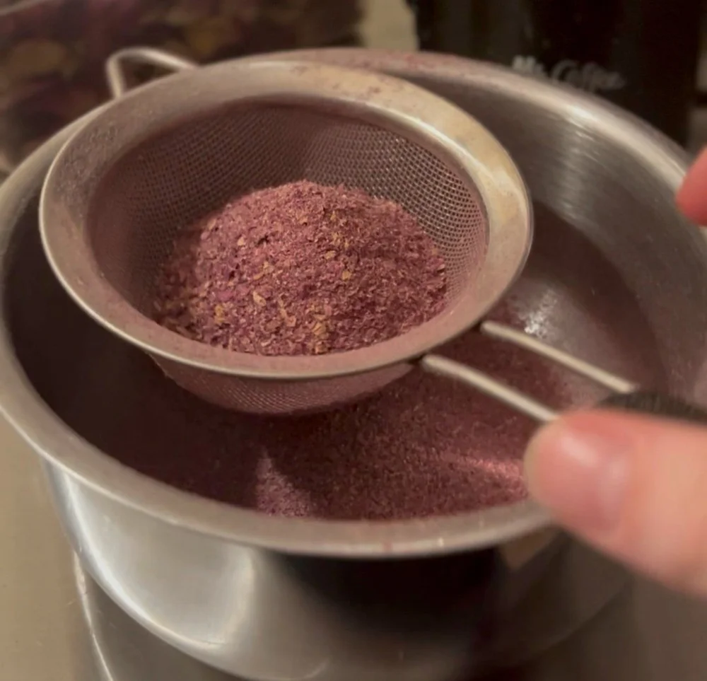 5 Uses of Powdered Herbs and How to Make Them — Elemental Planet