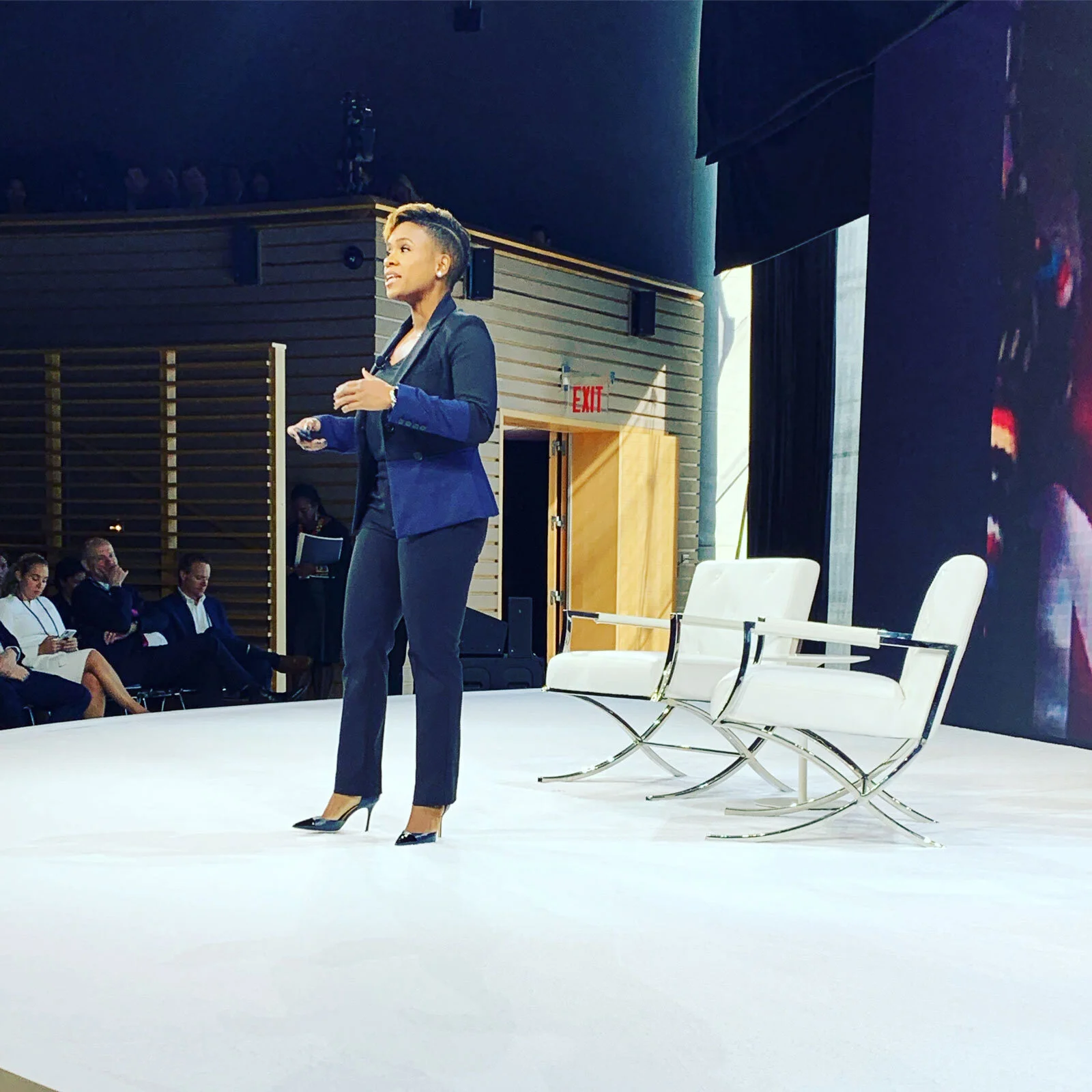 Portfolio — Toi Sweeney