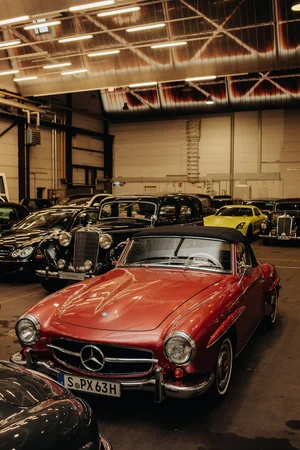 Mercedes-Benz — Felix Brüggemann