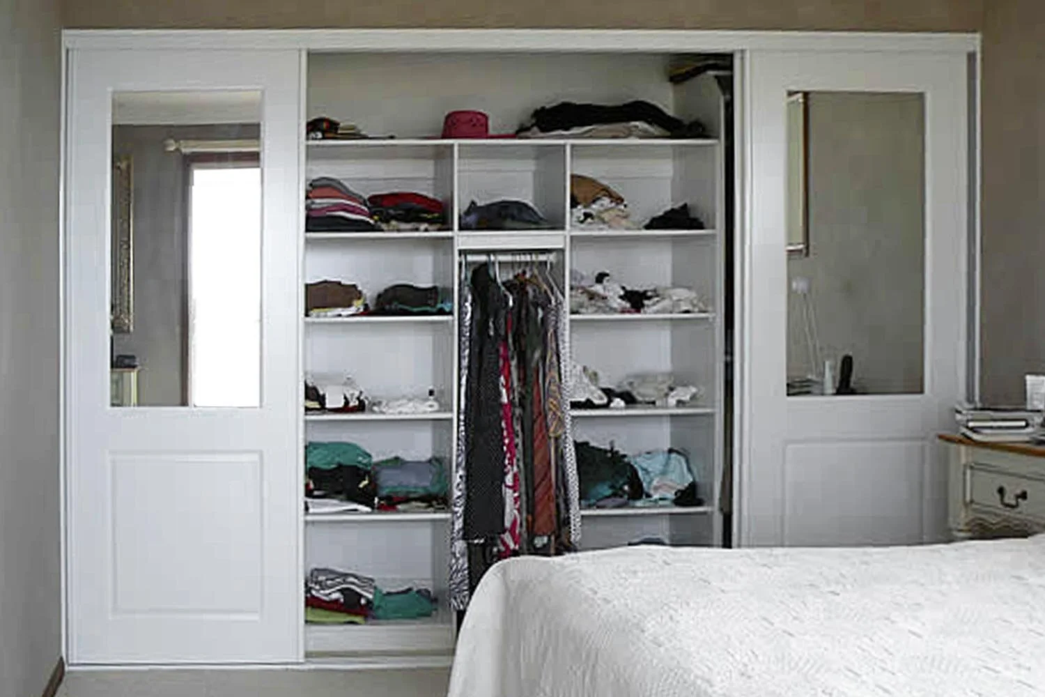 Modular wardrobe storage made easy — EZYROBE