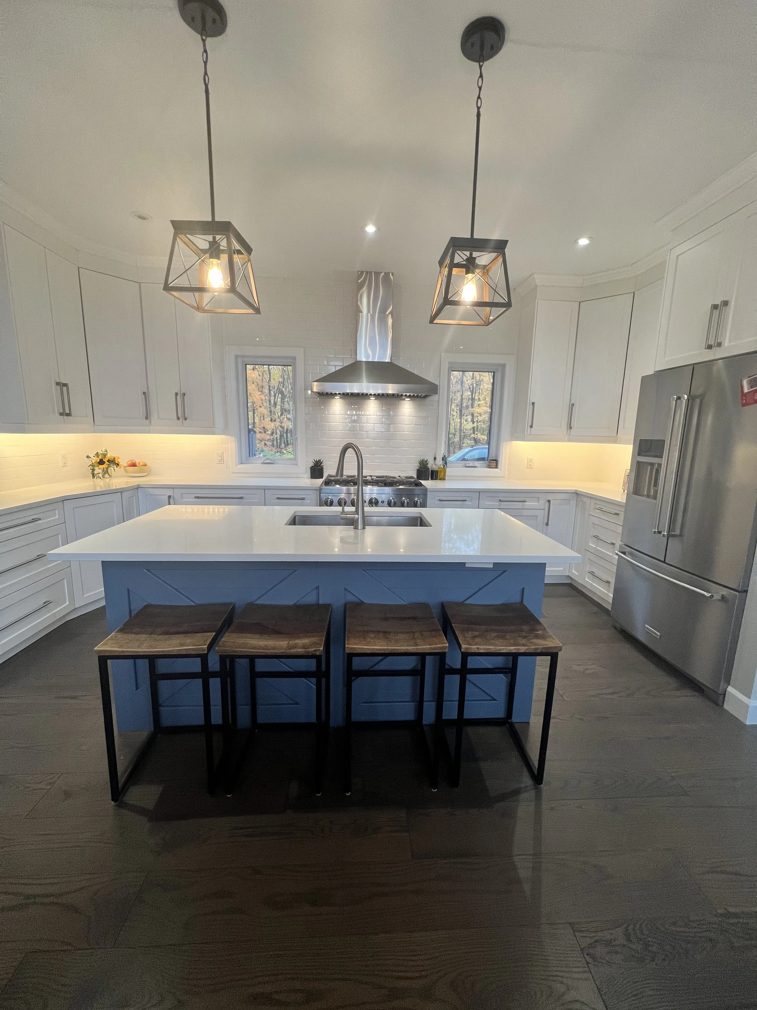 Canadian Cabinetry and Design - Custom Kitchens, Vanities, Laminate ...