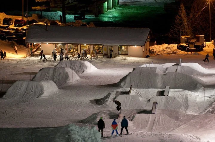 Explore the Ski Areas of Michigan's Upper Peninsula.