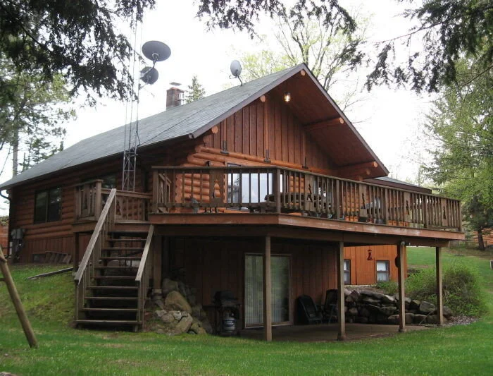 Explore the Ski Areas of Michigan's Upper Peninsula.