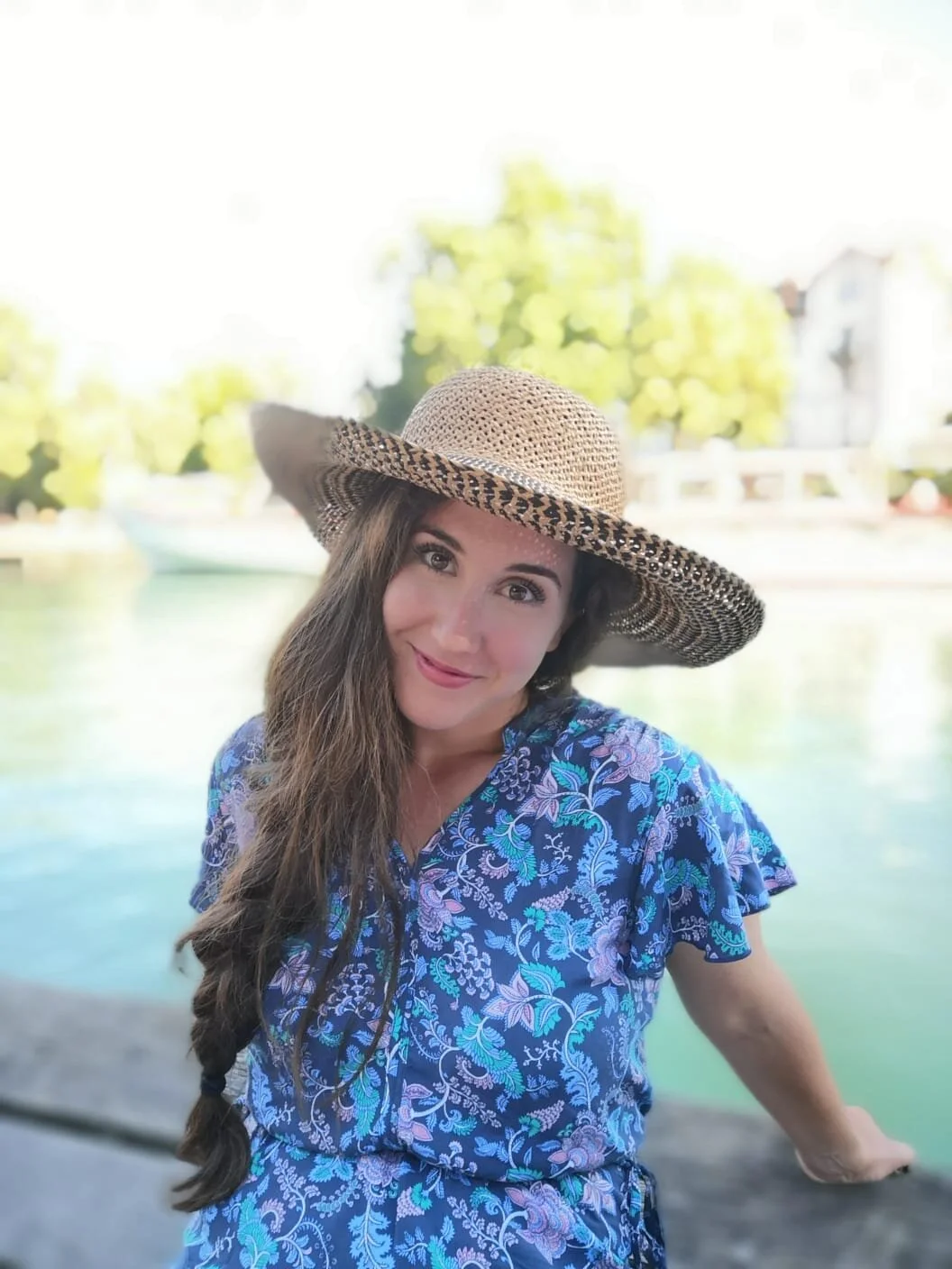 Scholarships — Emily Couric Leadership Forum