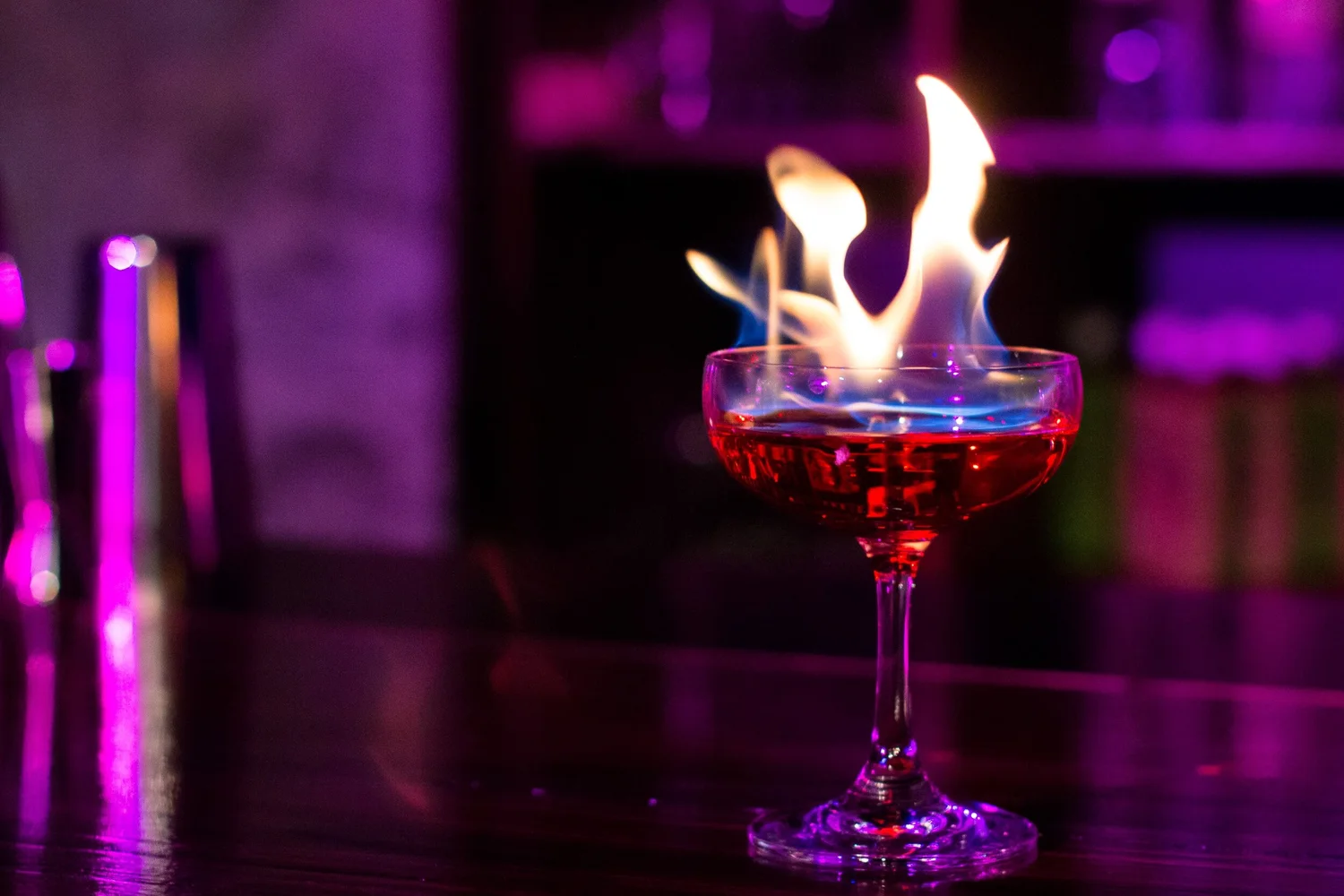 Maho Magic Bar | Part show, part bar, all magic!