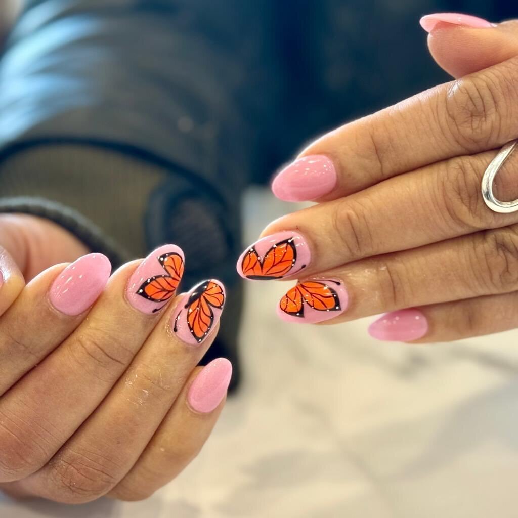 A.T. Nails | Mississauga Nail Salon | Talented Nail Technicians