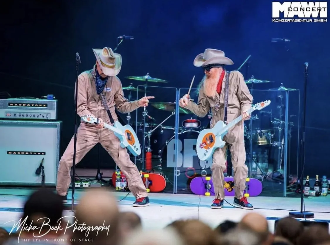 Gallery — NEWMAN GUITARS