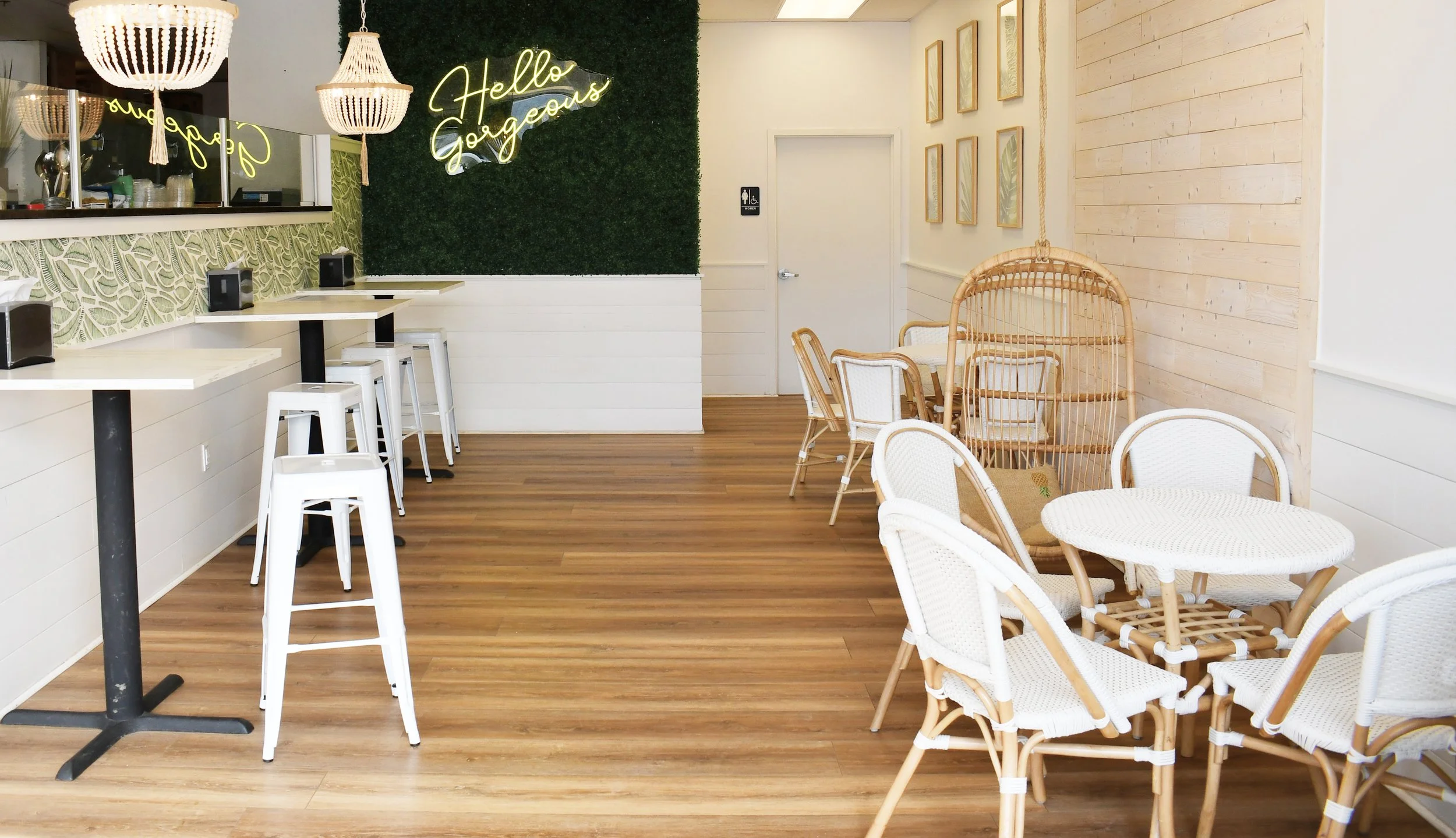 Newtown Square — The Juice Pod