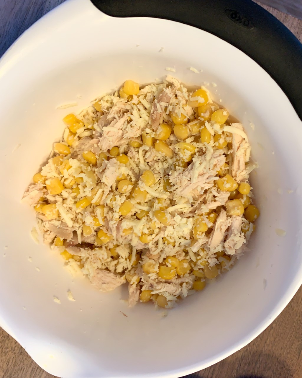 Cachapas rellenas de pollo, queso y maiz — The Building Mom