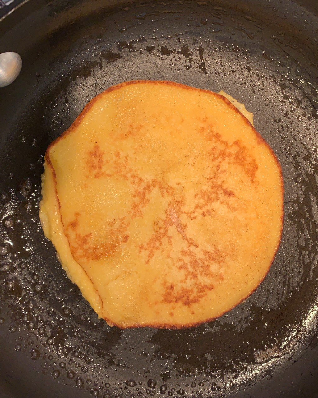 Cachapas rellenas de pollo, queso y maiz — The Building Mom