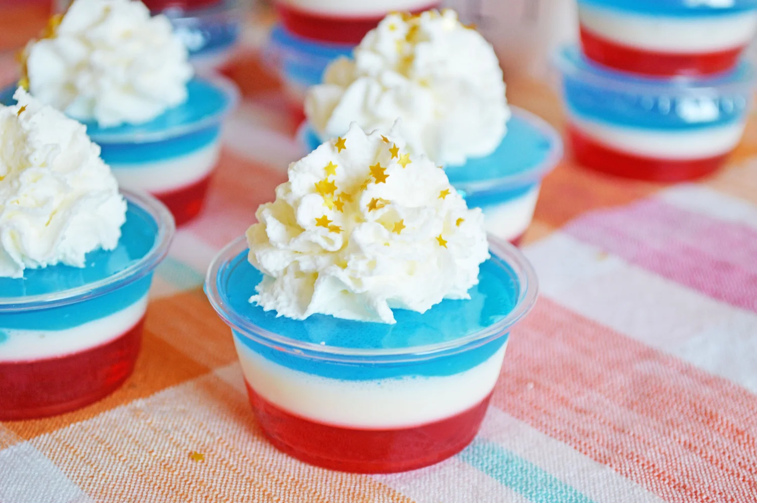 USA Patriotic Inspired Jello Shots Recipe — xoxoerinsmith.com