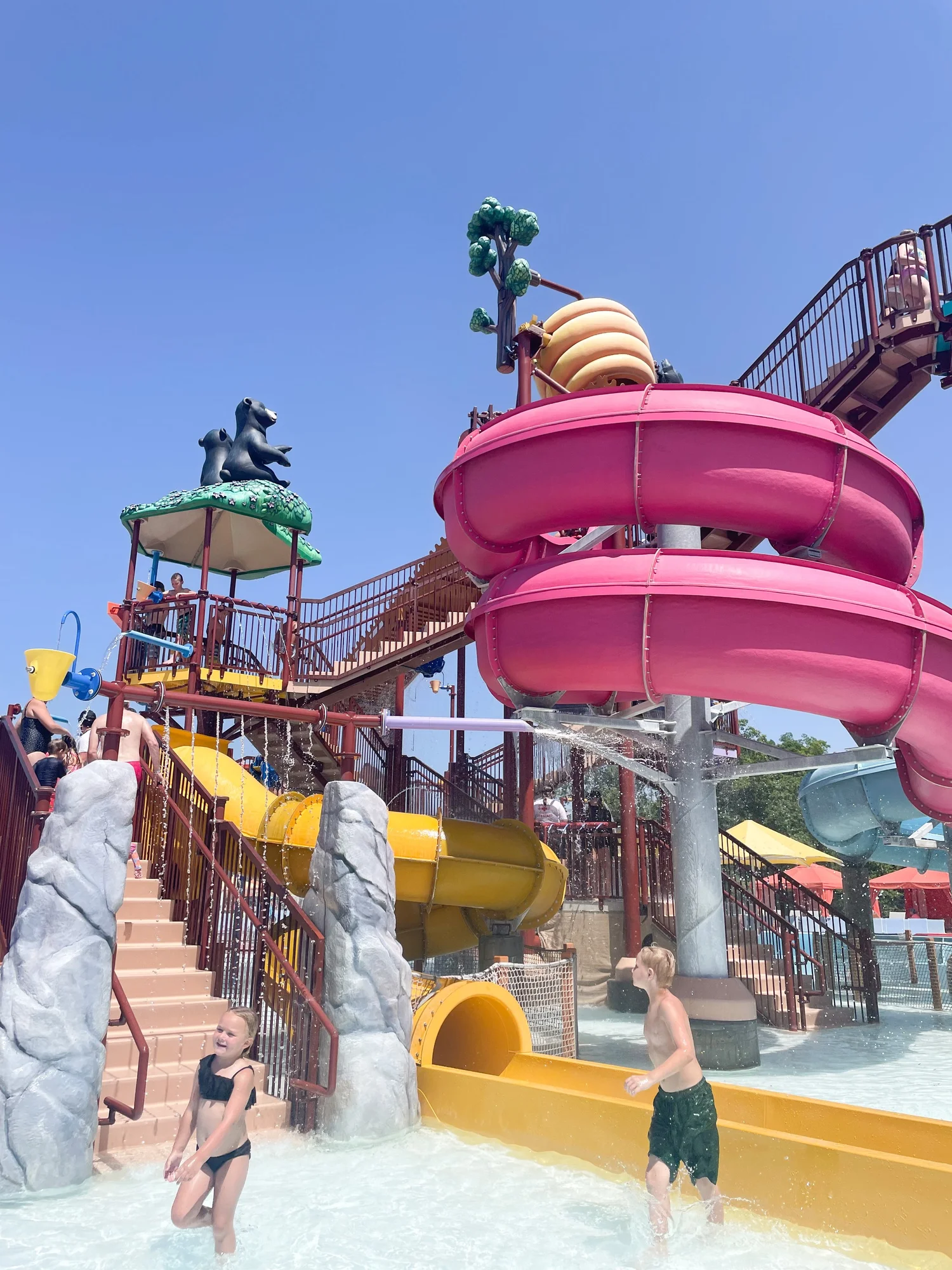 Soaky Mountain Waterpark in Sevierville TN — xoxoerinsmith.com