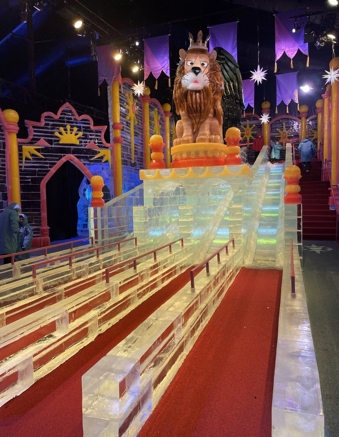 Gaylord National Harbor Resort Christmas Fun ICE! Returns ...