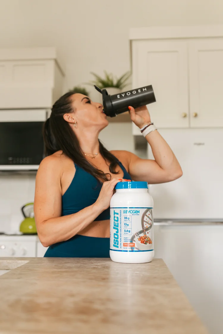 JACLYN BAKER – IFBB Fitness Pro