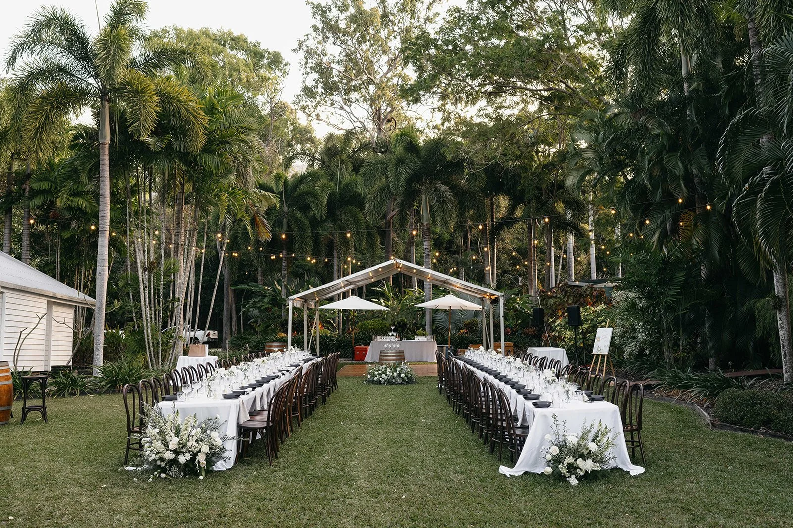 Elegant Cottonwood wedding Port Douglas