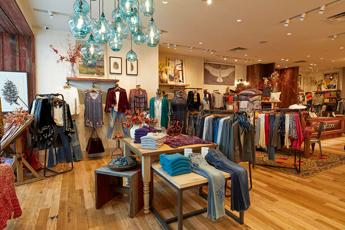 CUSTOM RETAIL FIXTURES — MRO Built