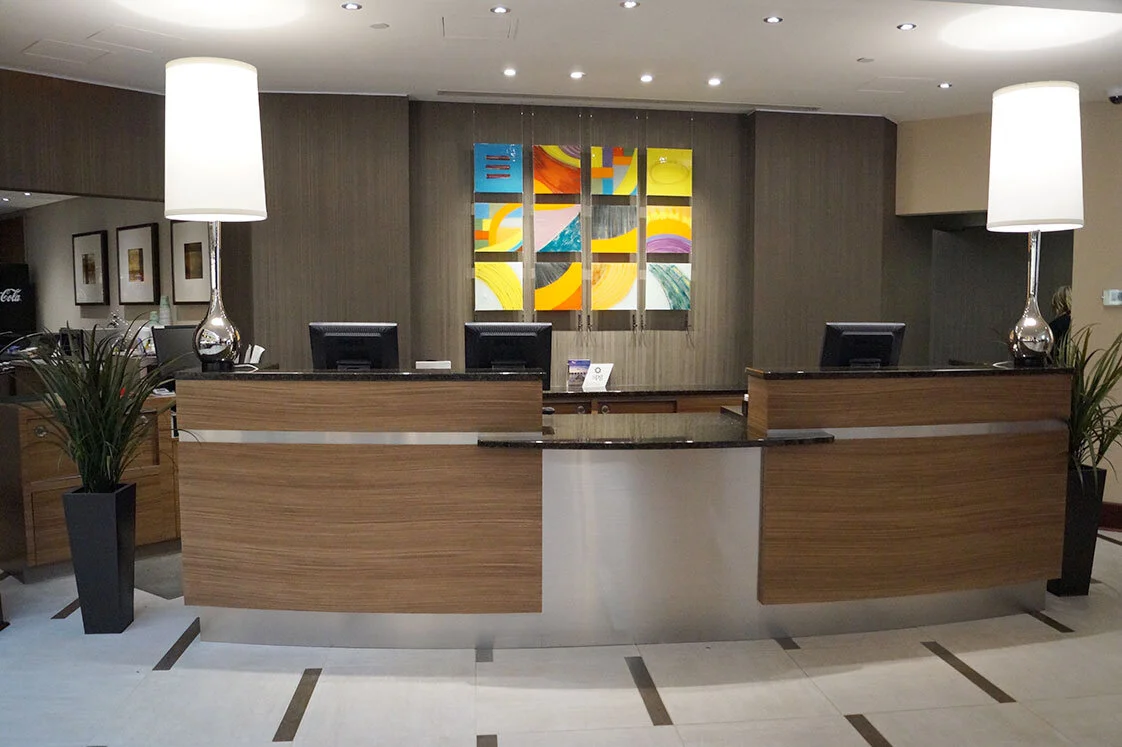 CUSTOM RECEPTION DESKS & CASH WRAPS — MRO Built