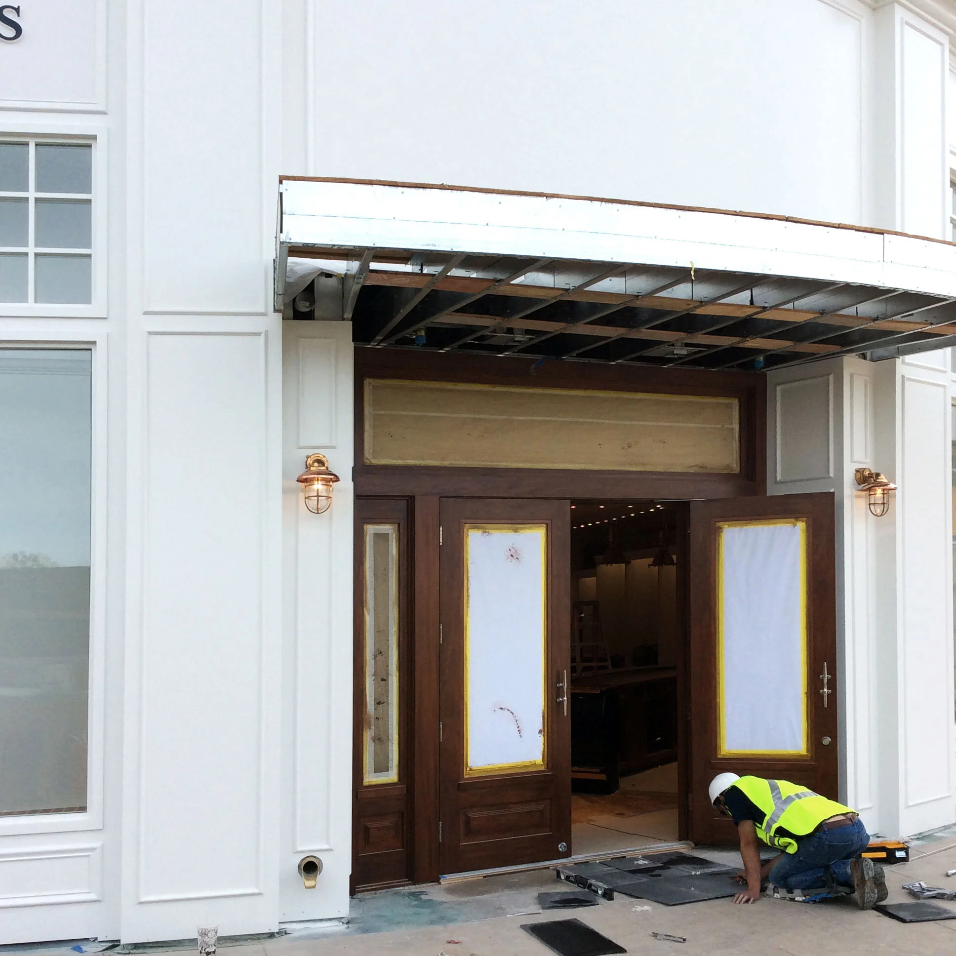 CUSTOM STOREFRONTS & ARCHITECTURAL FACADES — MRO Built