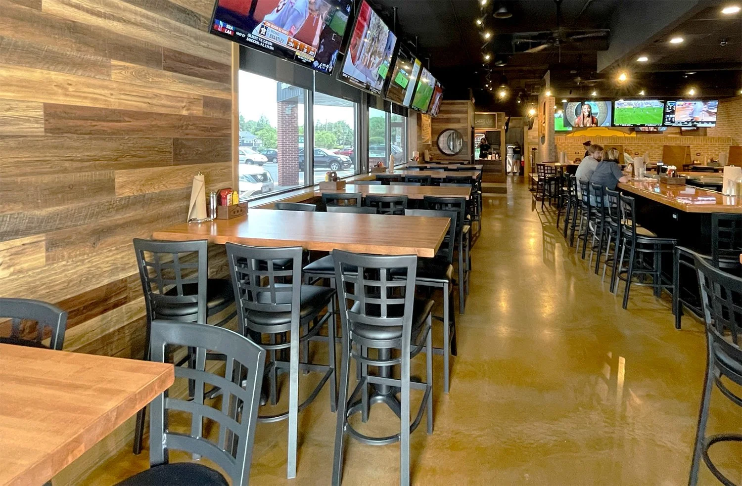 CUSTOM ARCHITECTURAL MILLWORK: RESTAURANTS — MRO Built