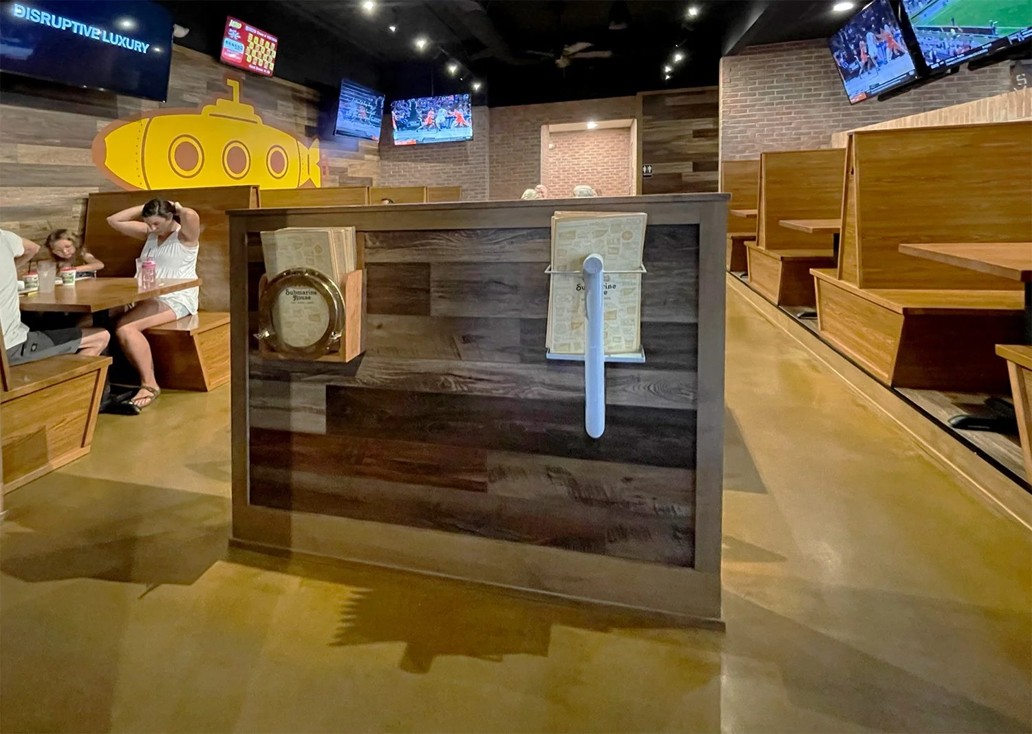 RESTAURANTS — MRO Built