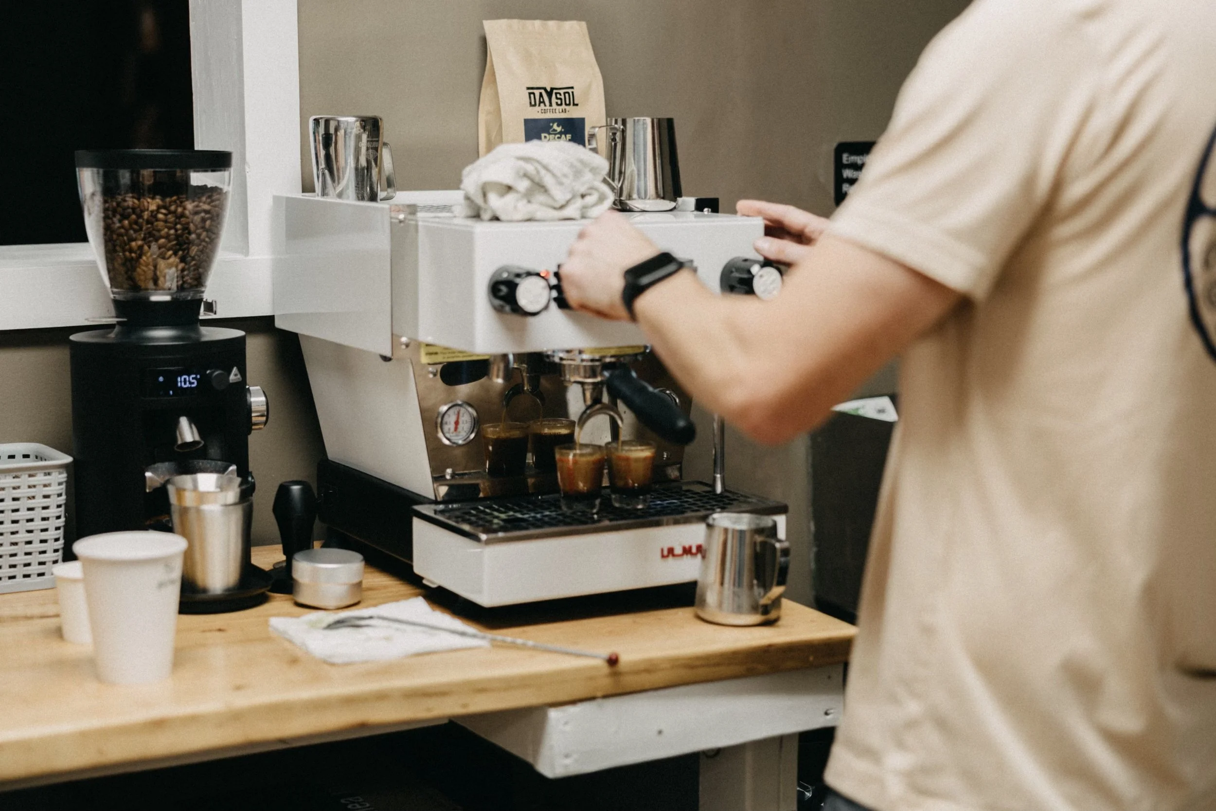 LOCATION/HOURS — Daysol Coffee Lab