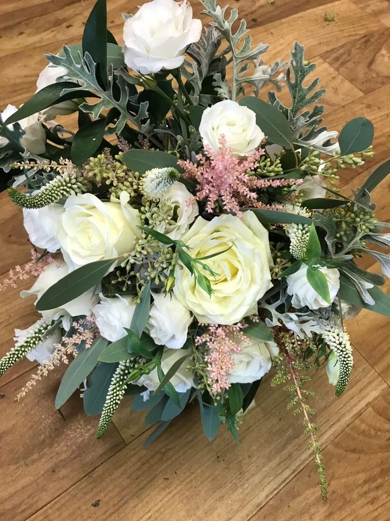 Independent, Bristol florist, offering flowers and floral arrangements ...