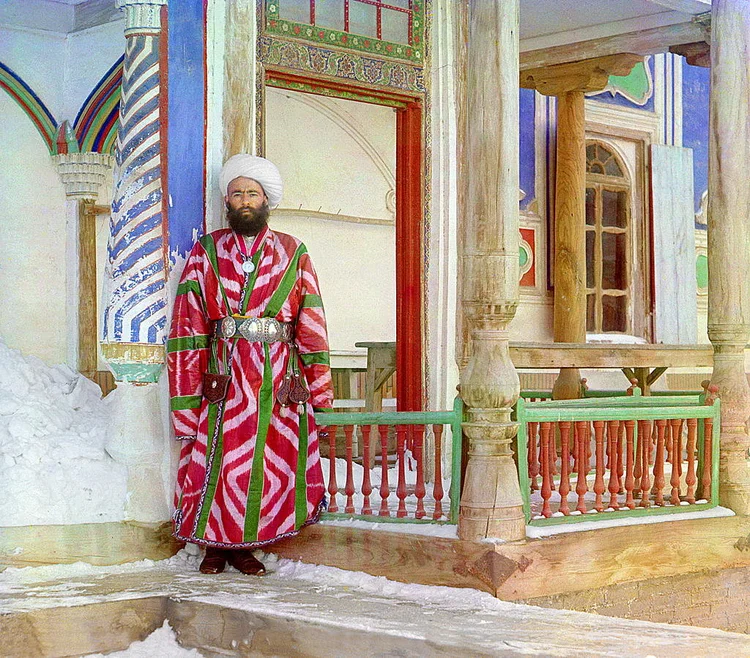 Chapan, the Central Asian coat — Filanda n.18