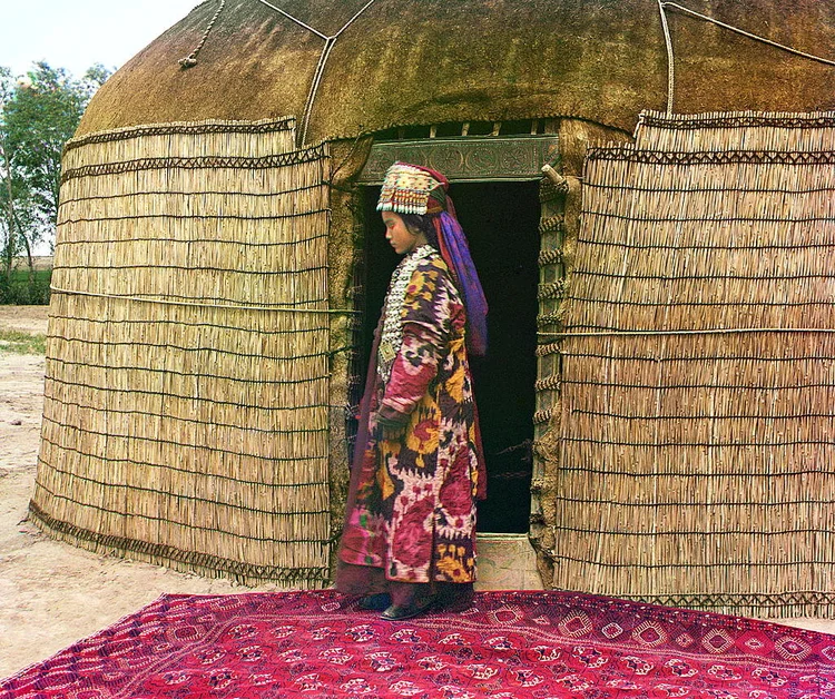 Chapan, the Central Asian coat — Filanda n.18