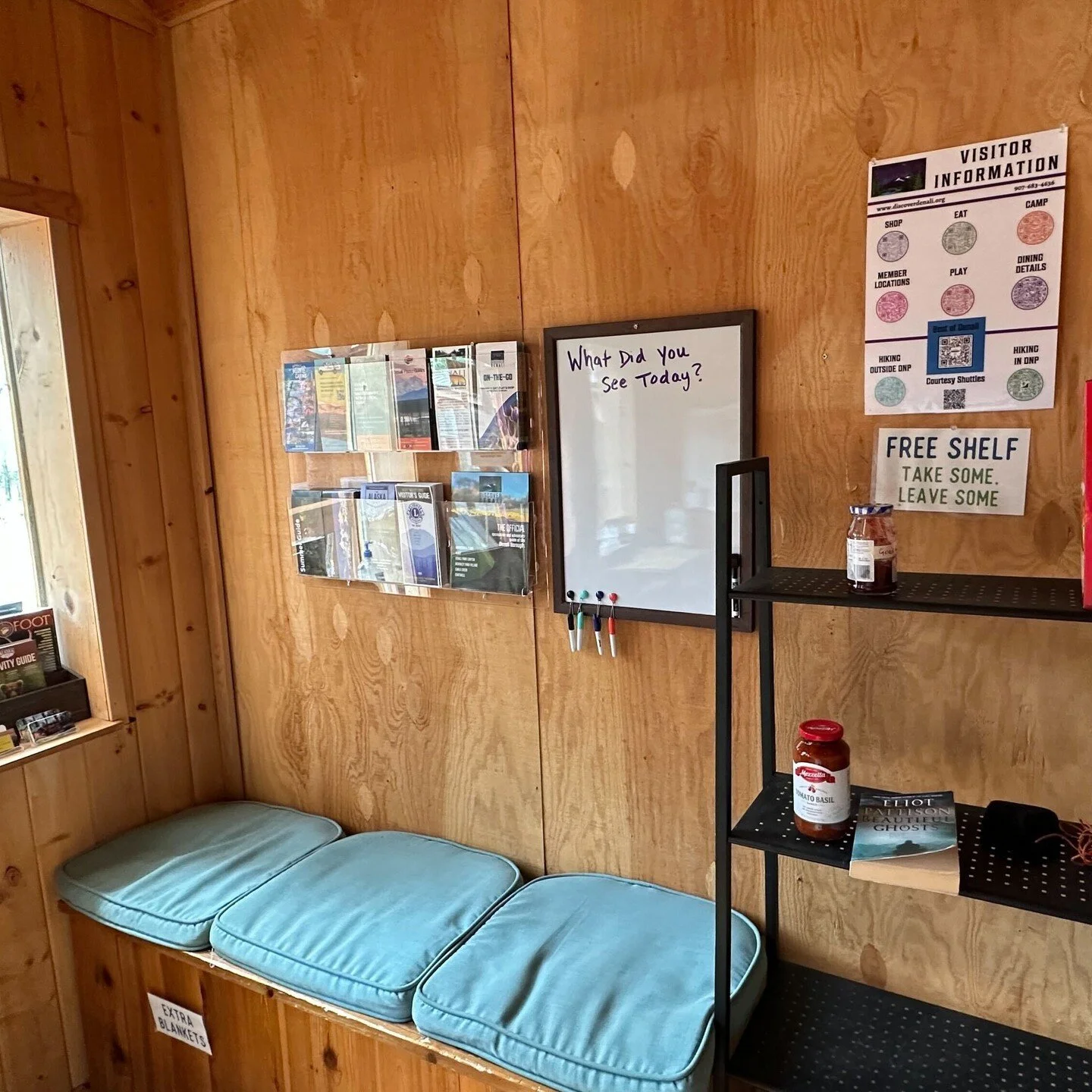 Denali Hostel & Cabins