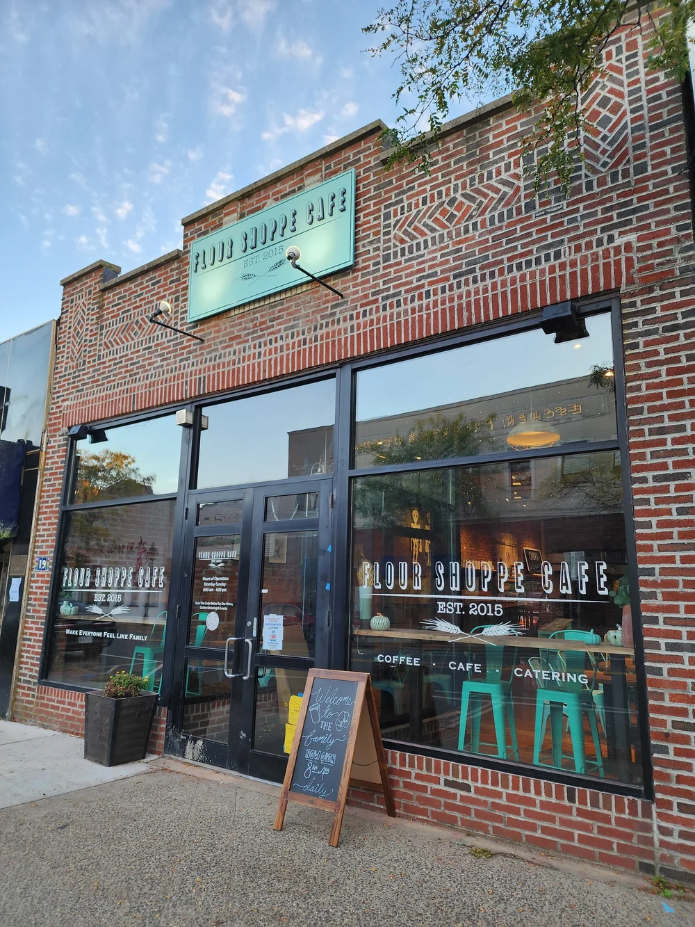 Flour Shoppe Cafe | Where Everyone Feels Like Family