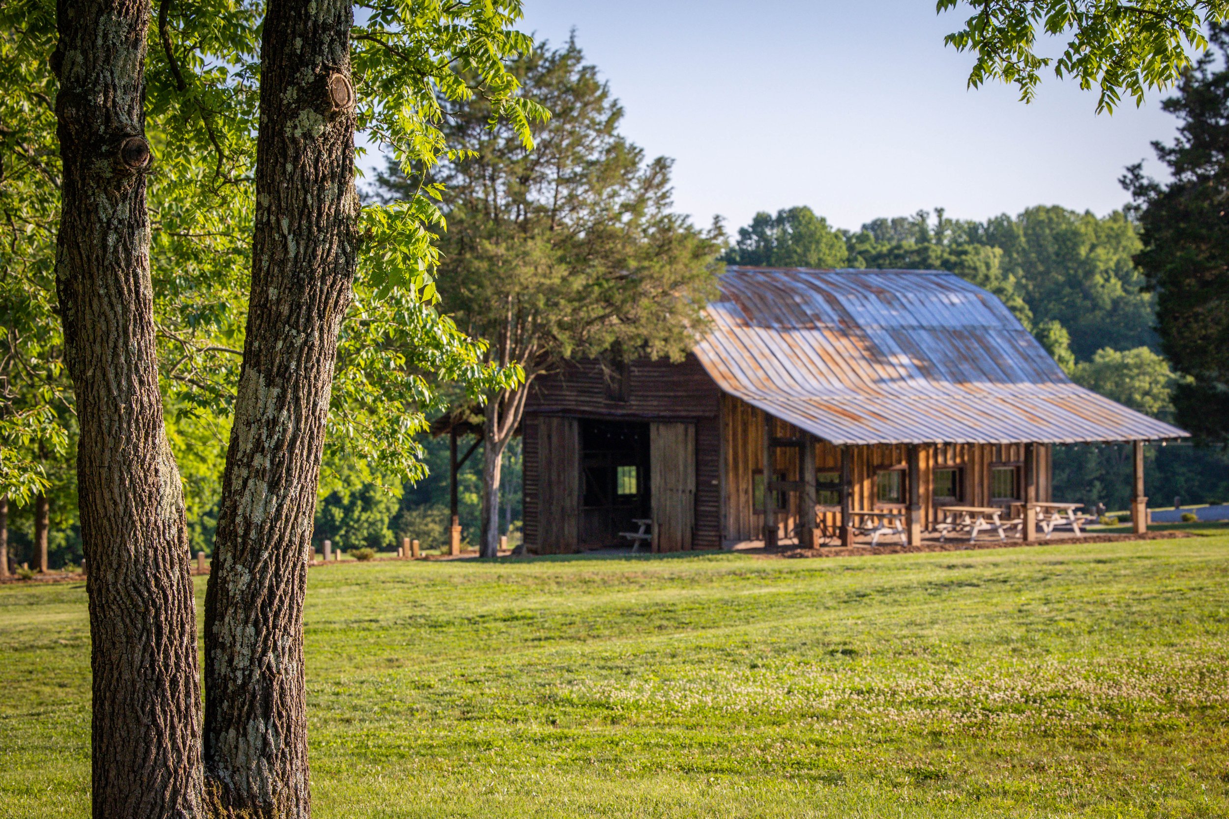 The Vintage Barn — The Kinsleeshop Farm