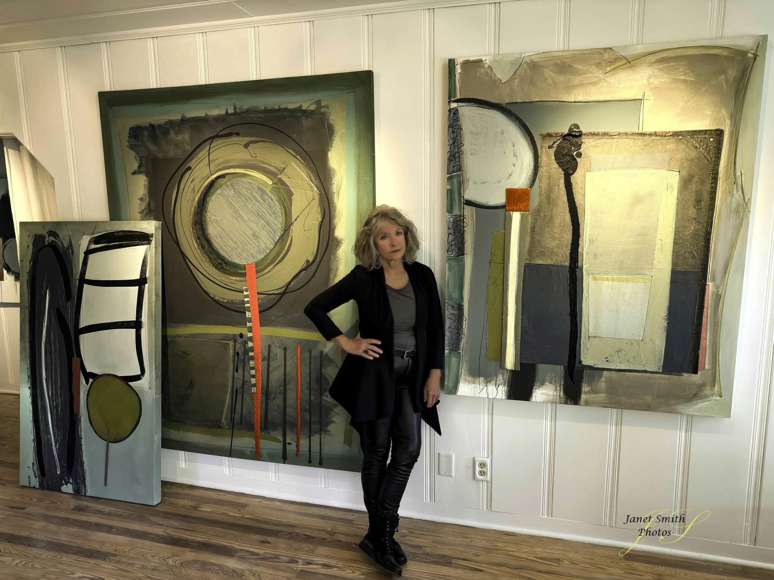 Gallery Portraits — Janet Smith Photography