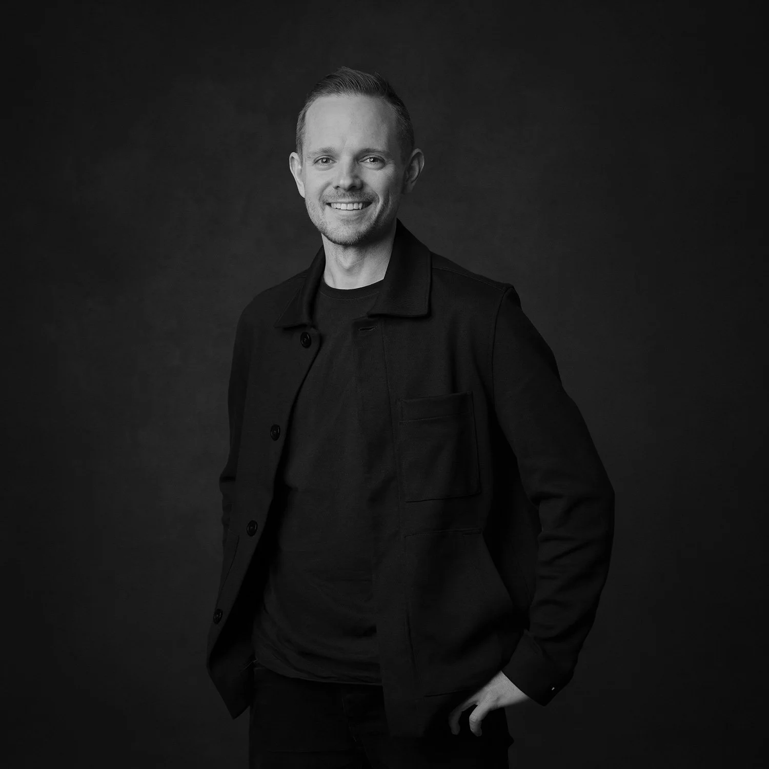 BENNY CAPP HEADSHOTS: Headshot Photography Near Me
