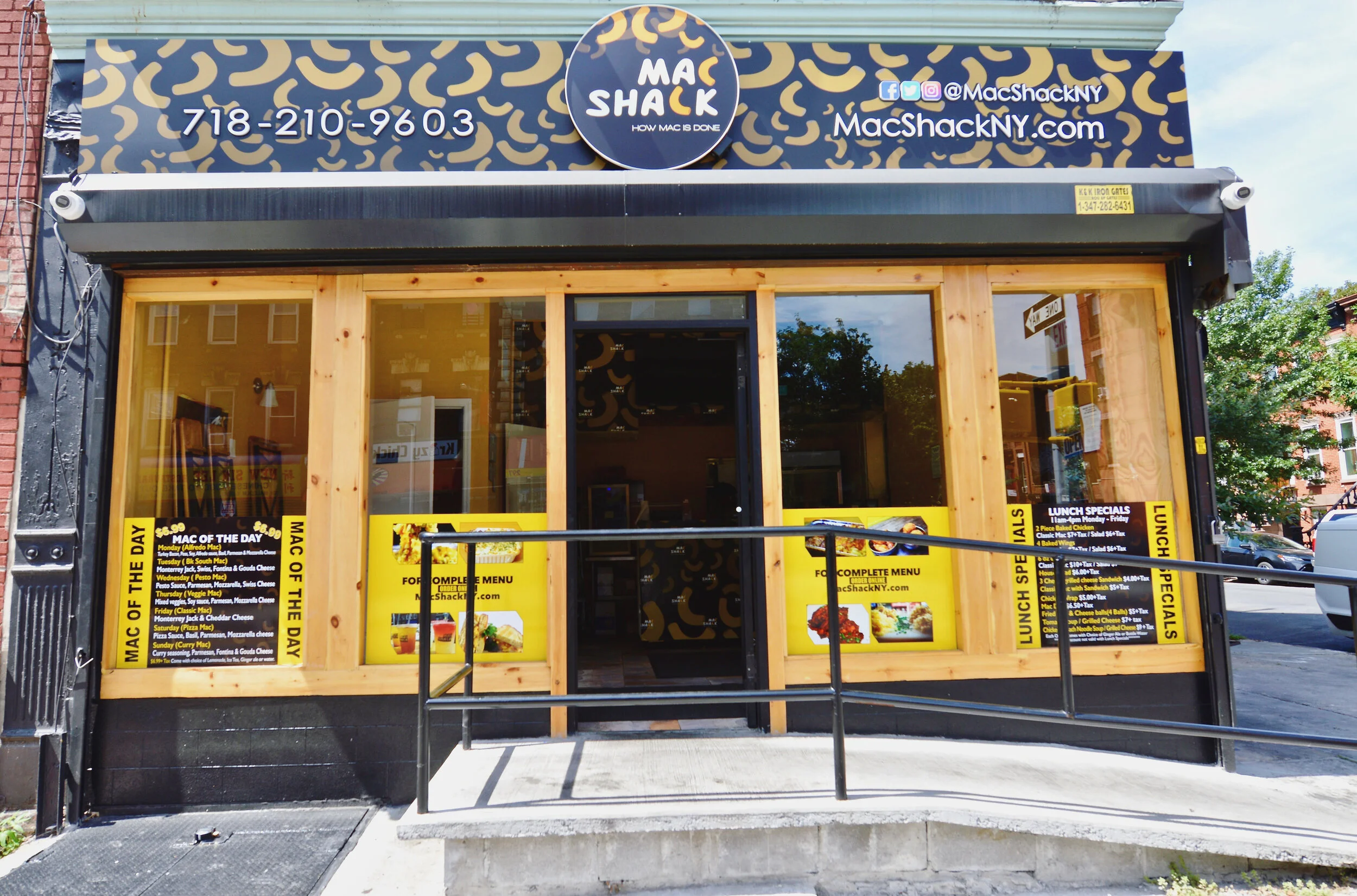 Mac Shack — Black-Owned Brooklyn
