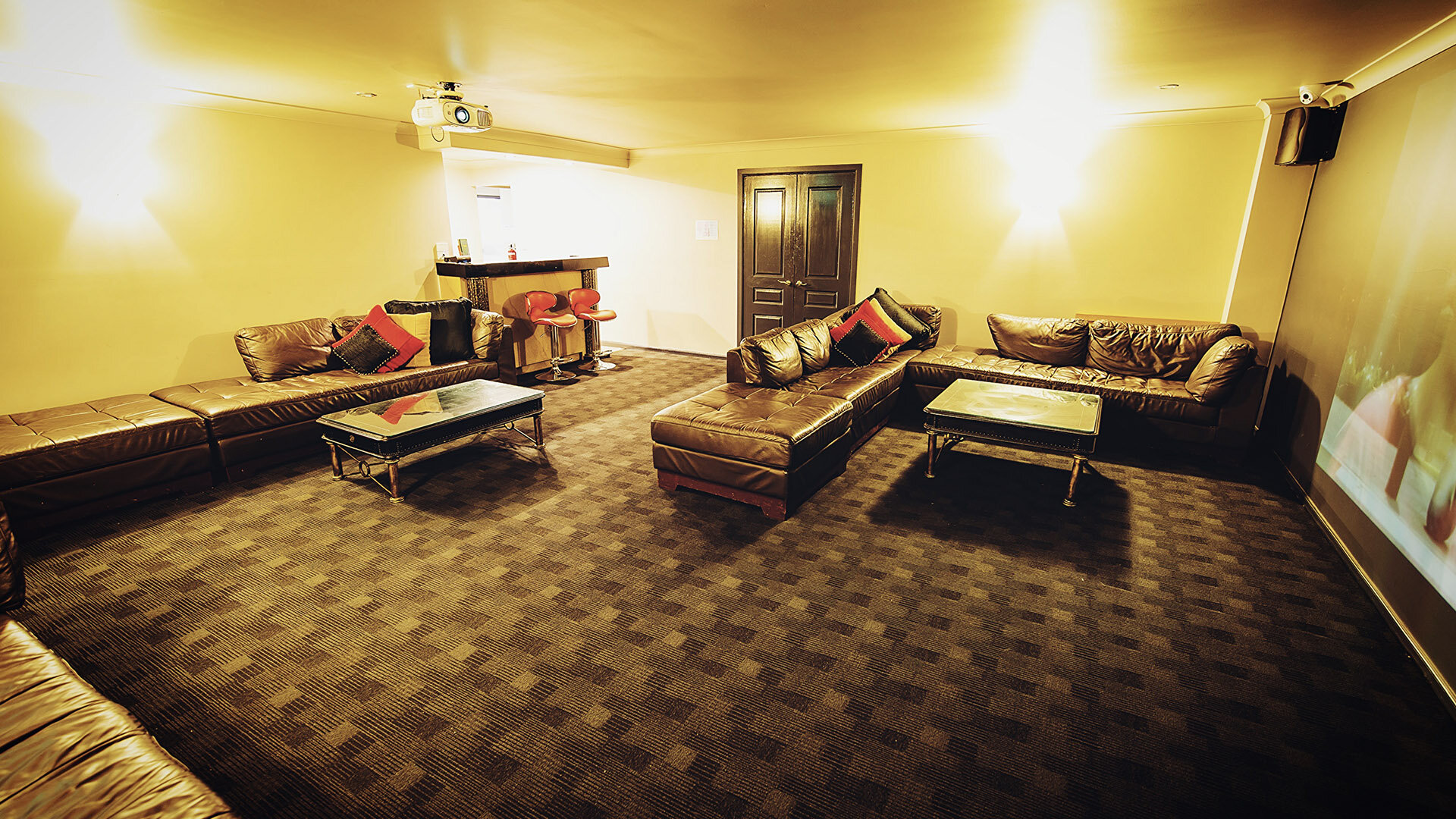 Premium Brothel Rooms – Themed Brothel Gold Coast | Pentagon Grand ...