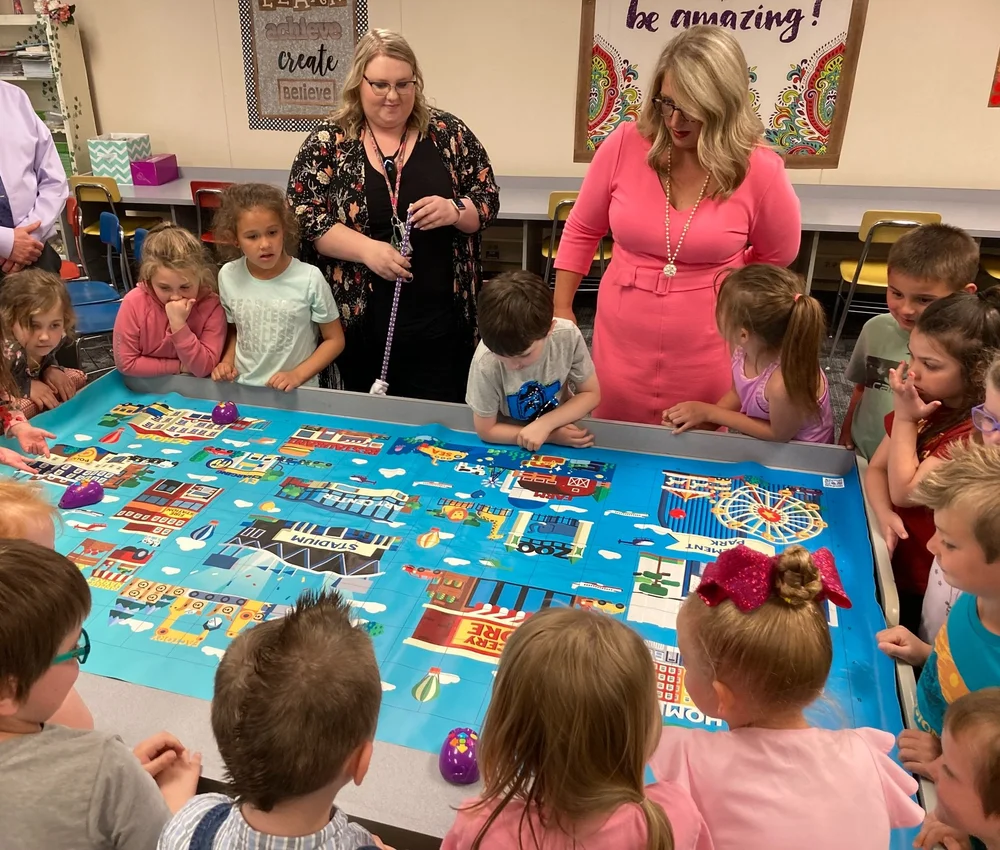 Indiana Sec. of Education Dr. Katie Jenner visits local schools in ...