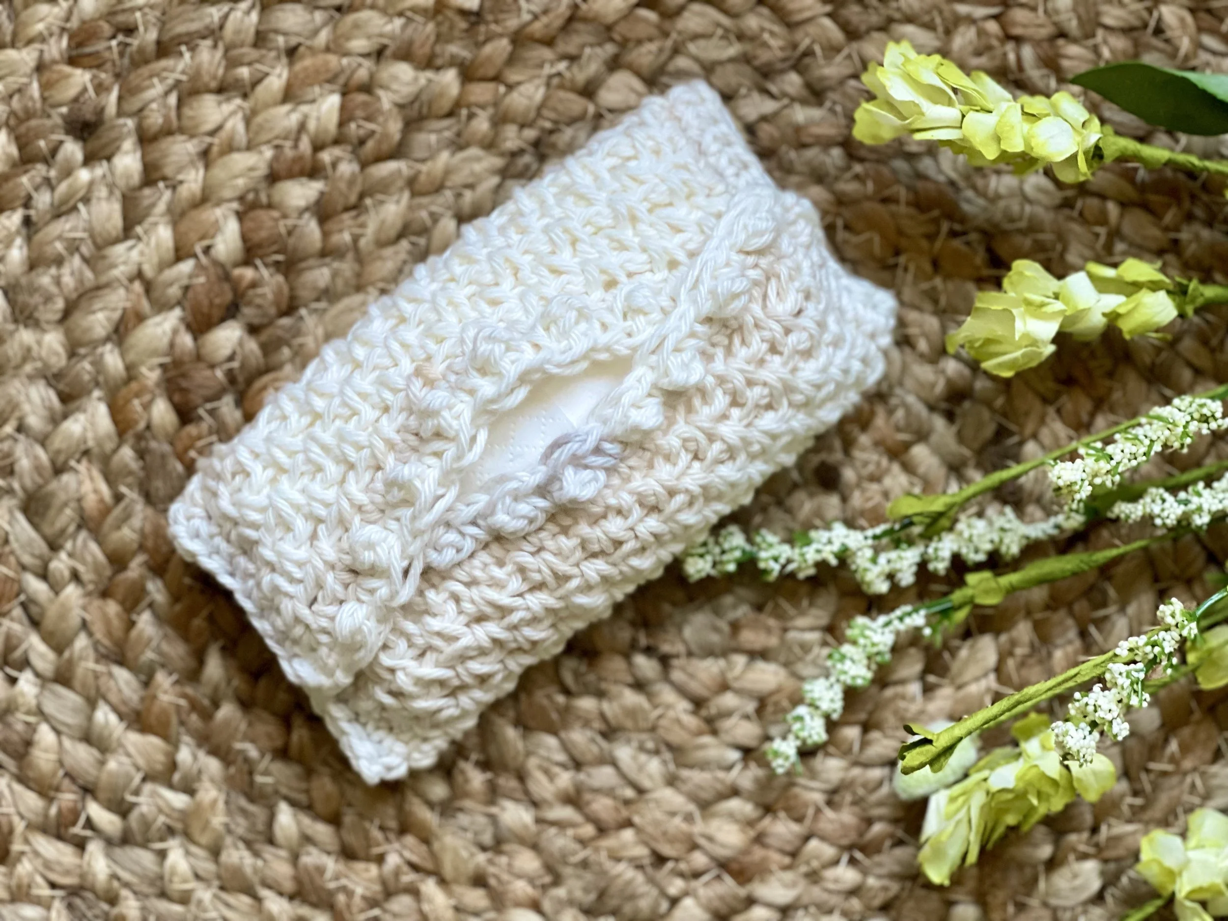 Macrochet Tissue Pouch — Day's Crochet & Knit