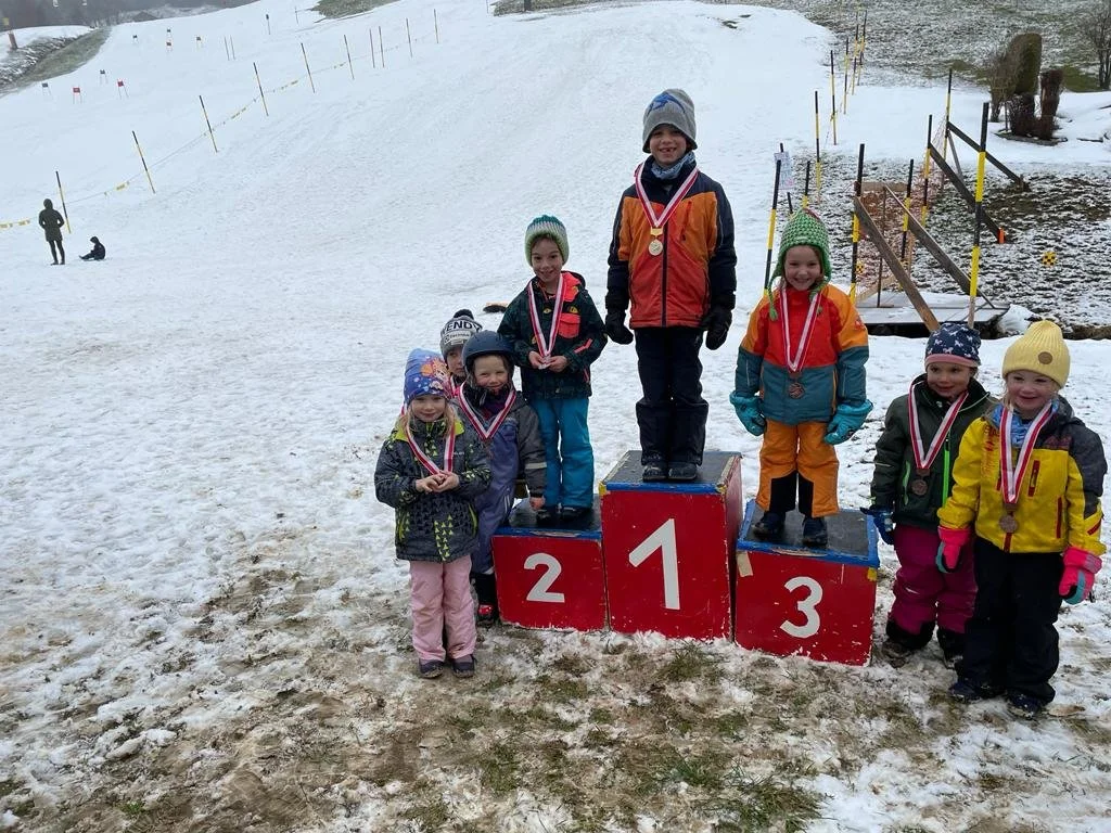 Foto Galerien — Gemeinde Alpthal